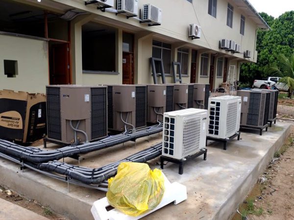 Instalacion de 21 Aire Acondicionado Tipo Split - CLICOE